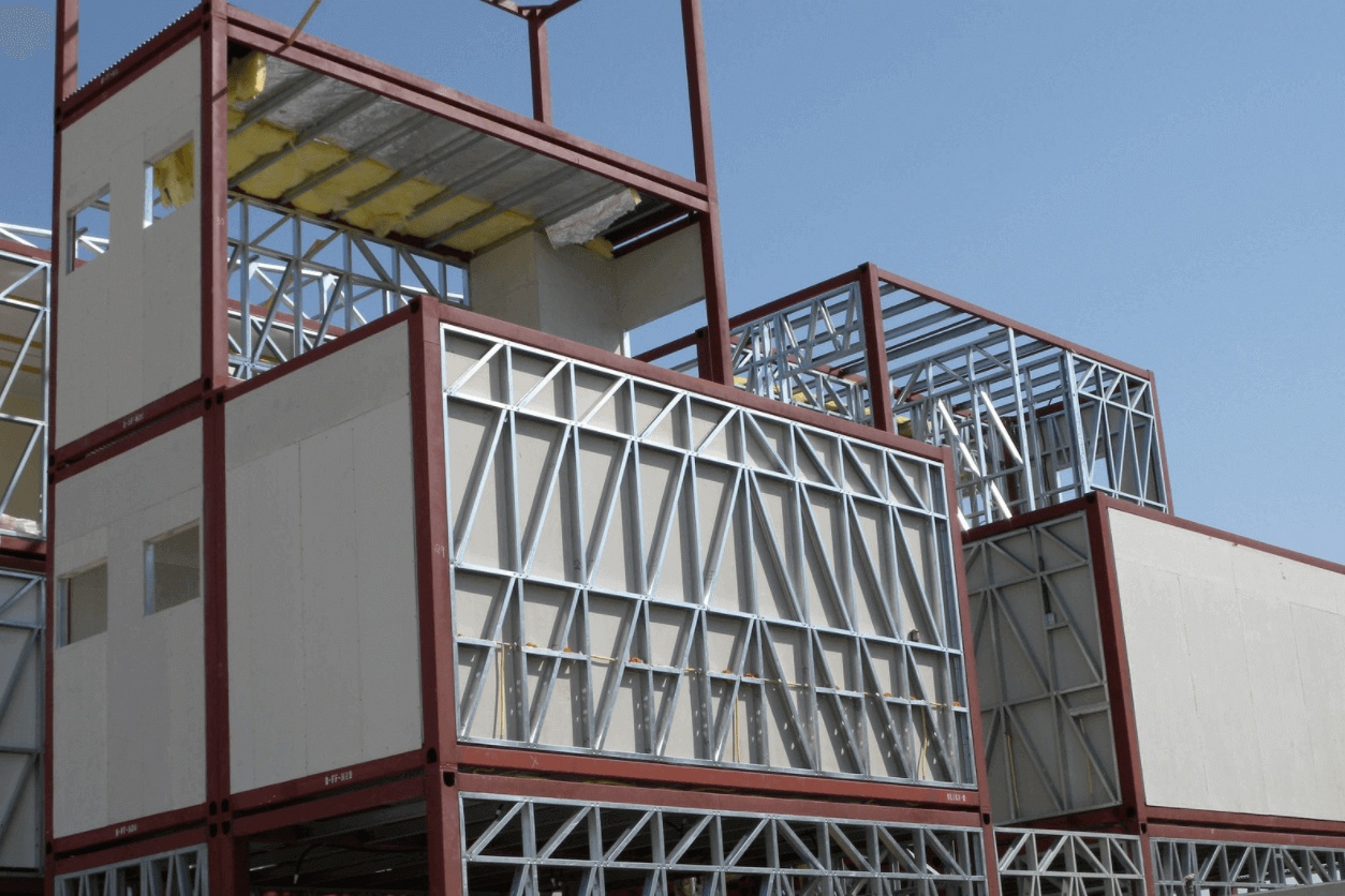 Permanent vs Non-permanent Modular Construction